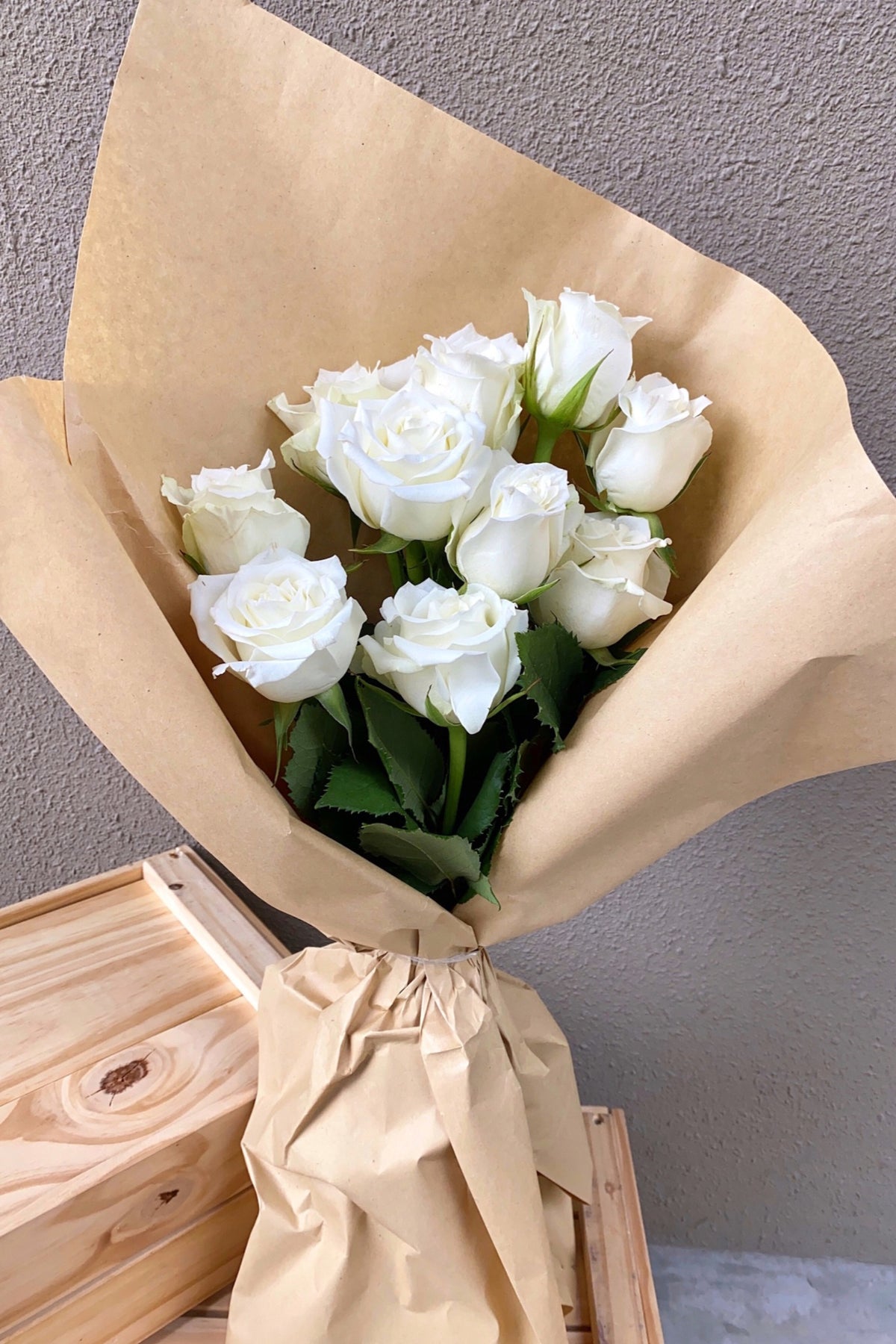 The Florté | White Roses, Market Bundle – The Florte